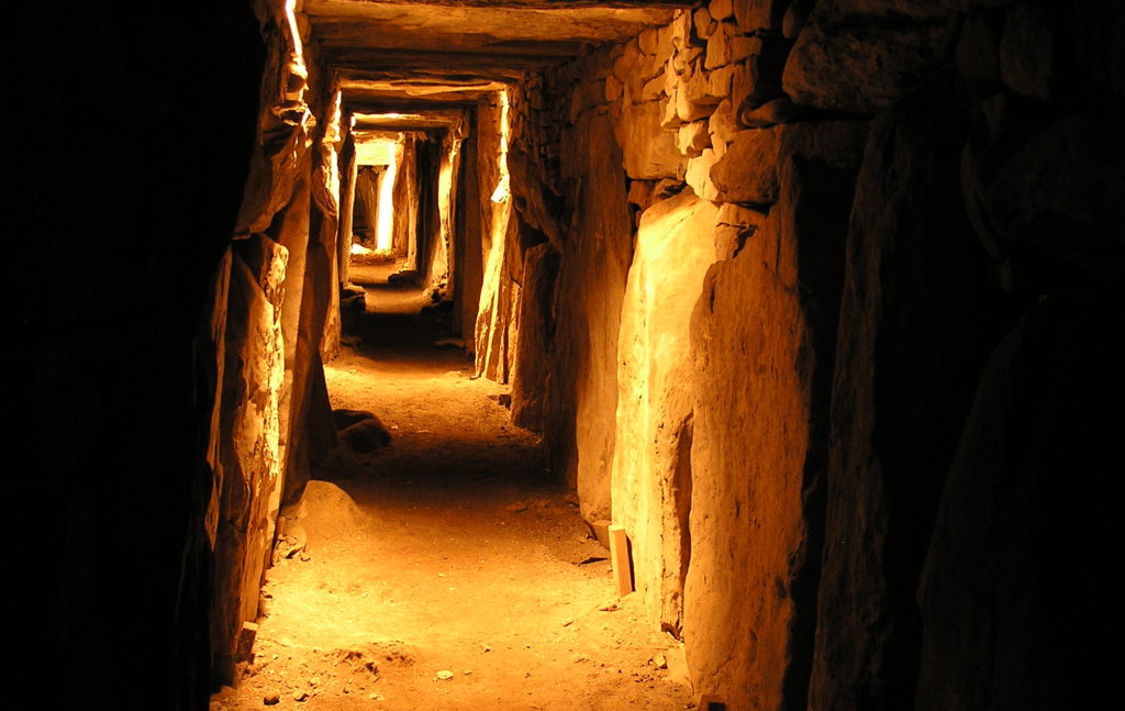 Passage Tombs – Neolithic Studies
