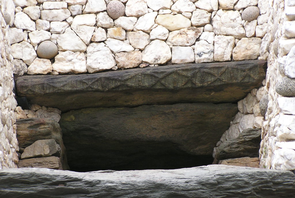 Passage Tombs – Neolithic Studies