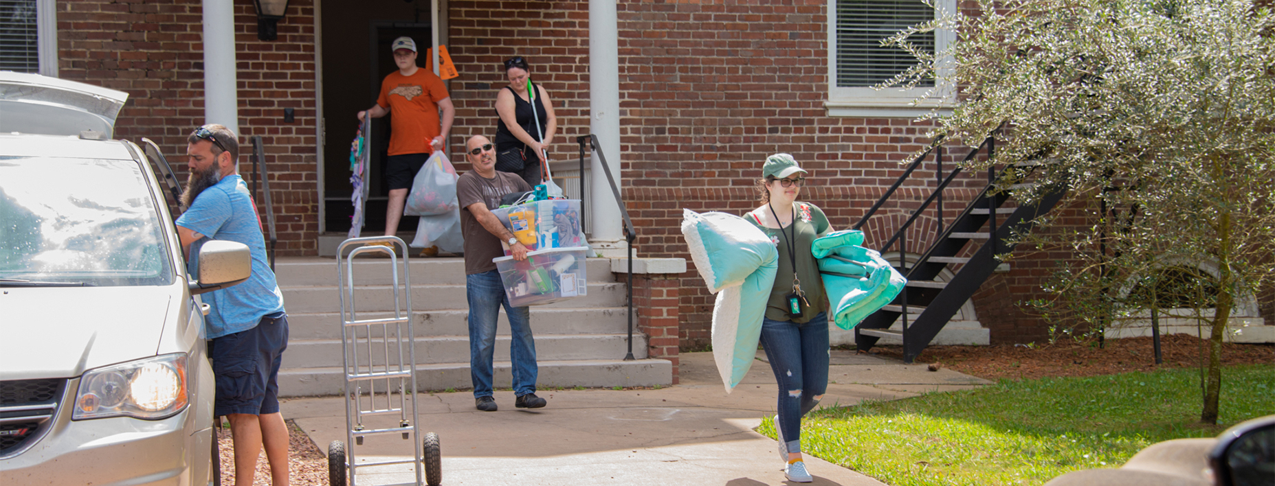 With classes going online, some students head home - Stetson Today